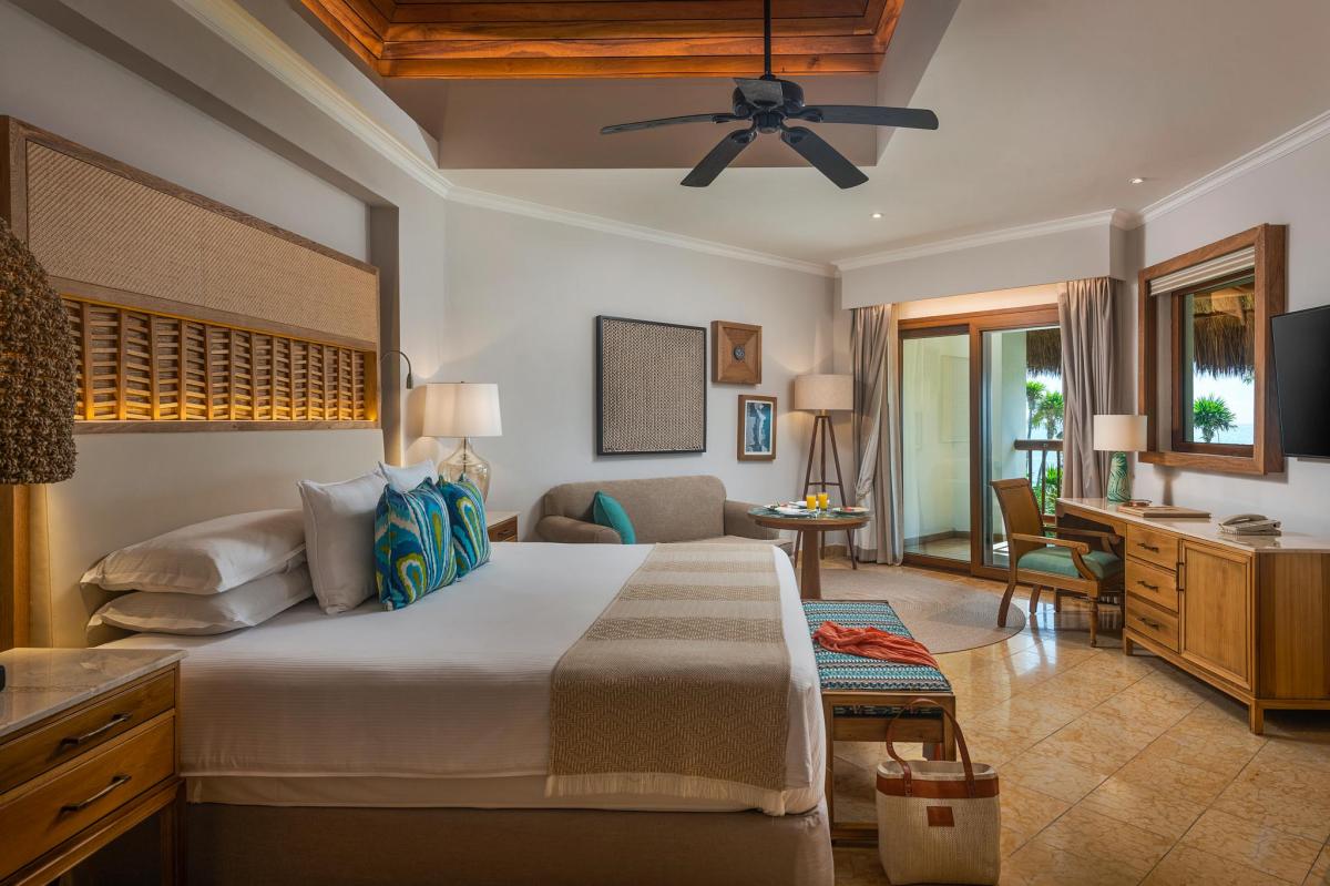EMERALD JUNIOR SUITE KING SIZE | Valentin Imperial Riviera Maya