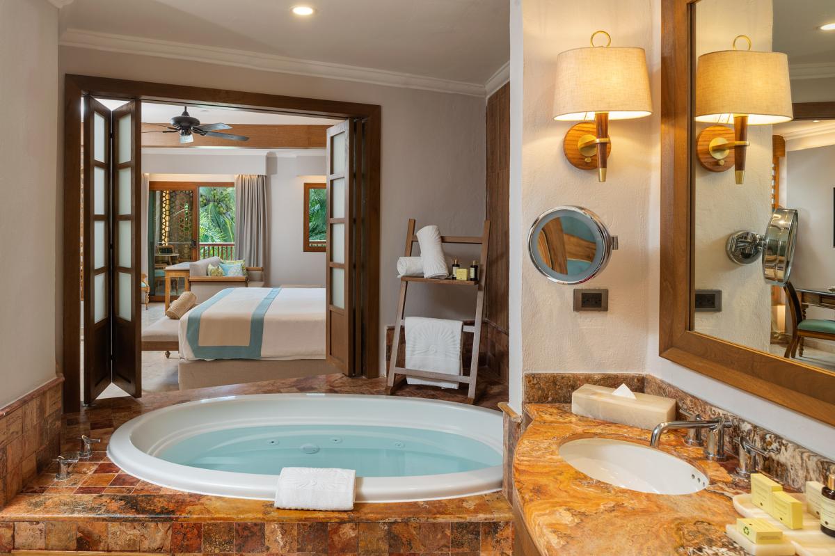 Golden Junior Suite | Valentin Imperial Riviera Maya