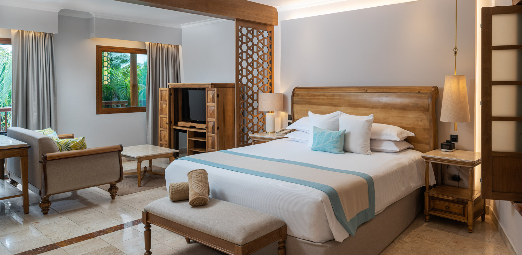 GOLDEN JUNIOR SUITE | Valentin Imperial Riviera Maya