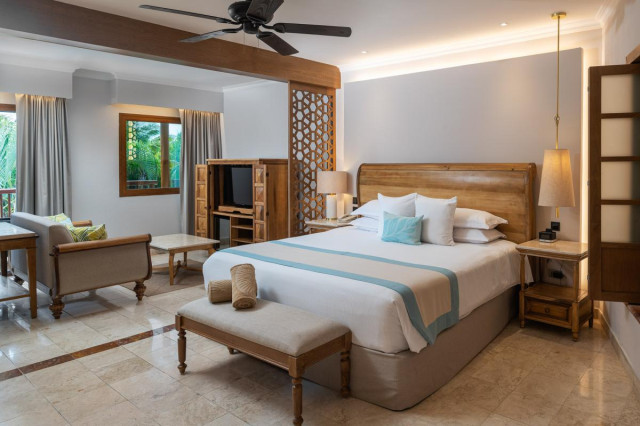 GOLDEN JUNIOR SUITE | Valentin Imperial Riviera Maya